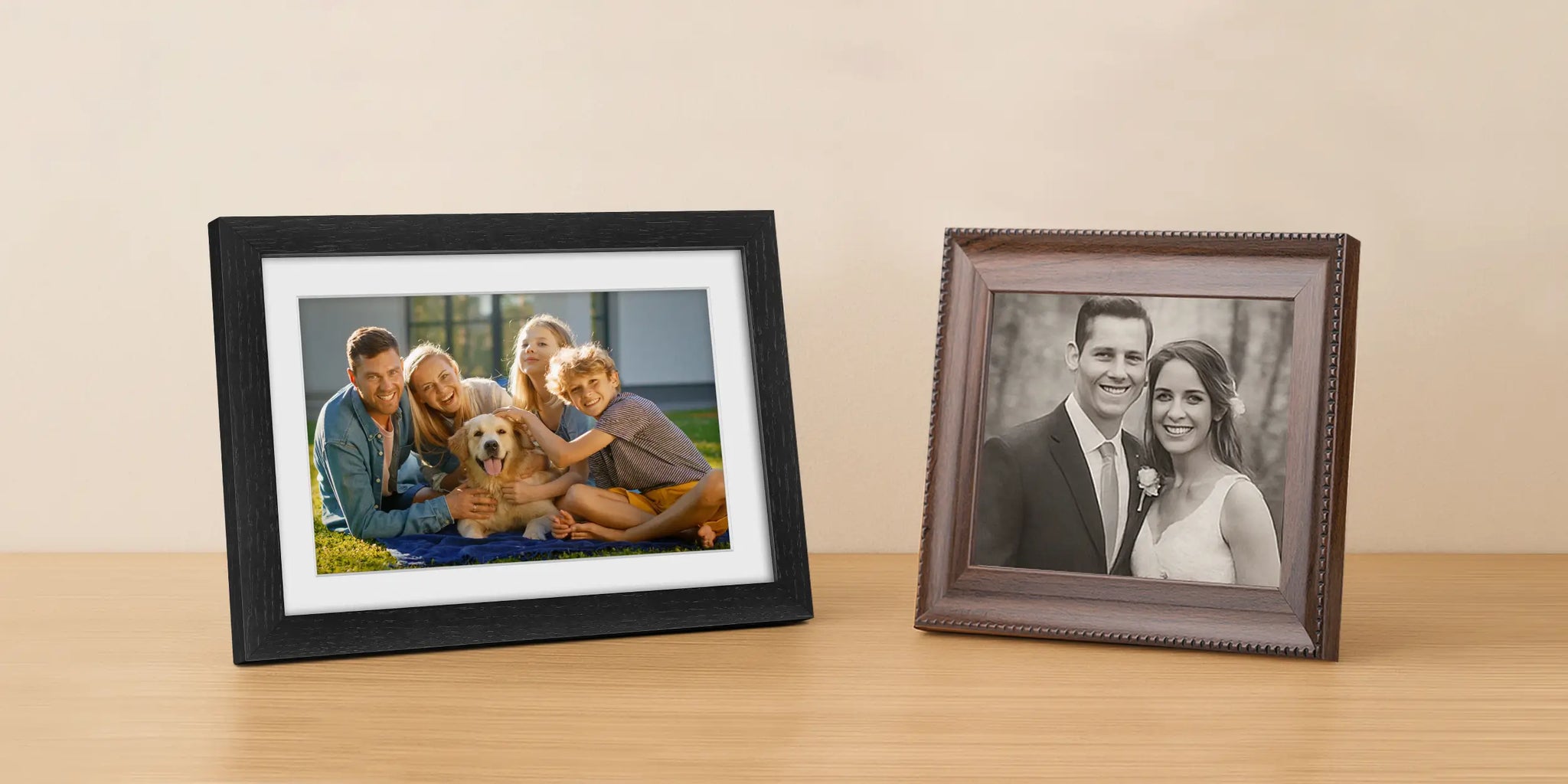 Digital Photo Frames vs. Traditional Frames: Which to Choose?